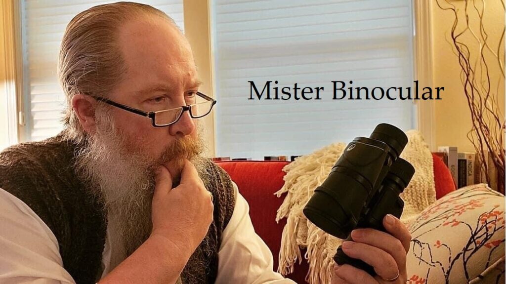 Mister Binocular – The Well-read Naturalist